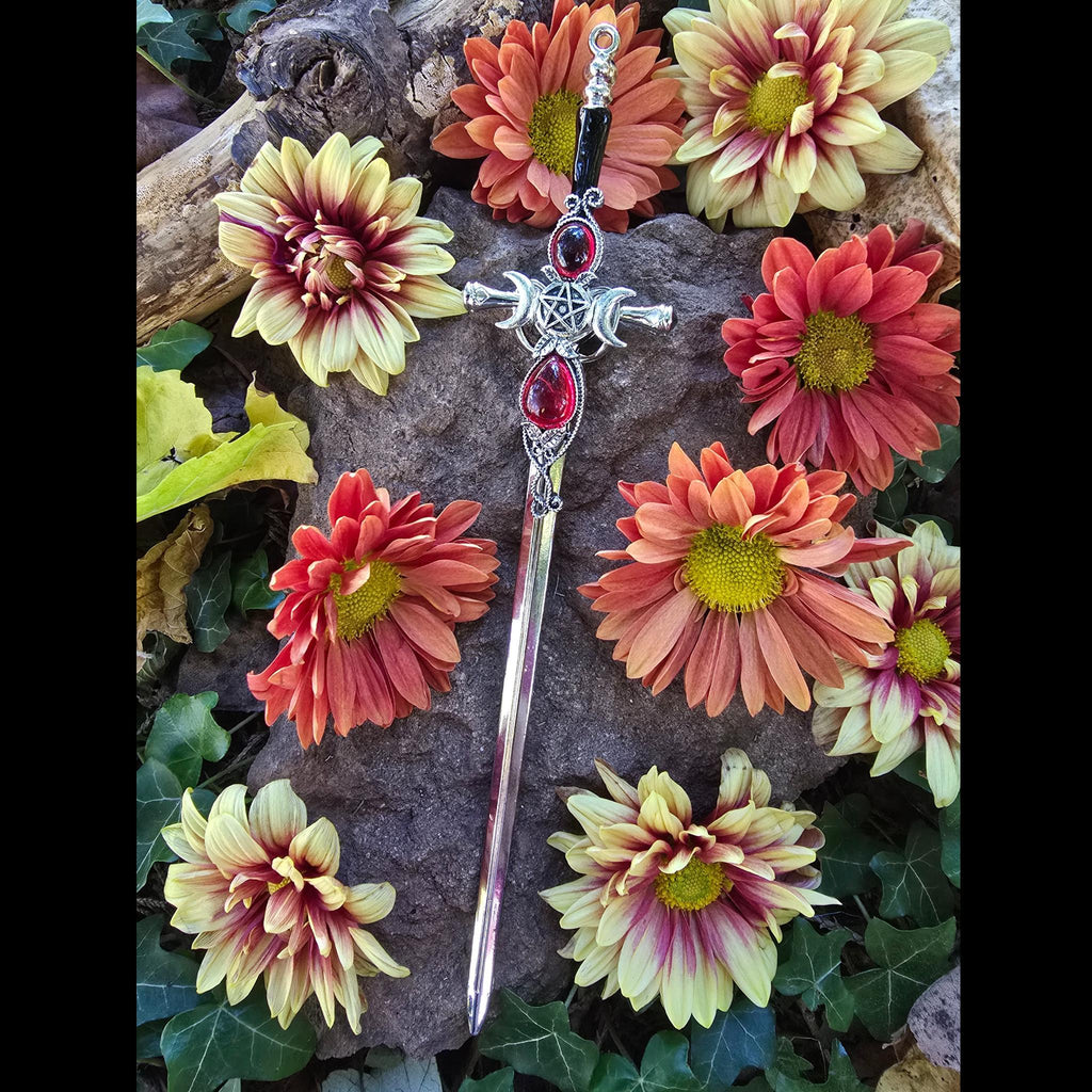 Crimson Triple Moon – ImaginedByNell