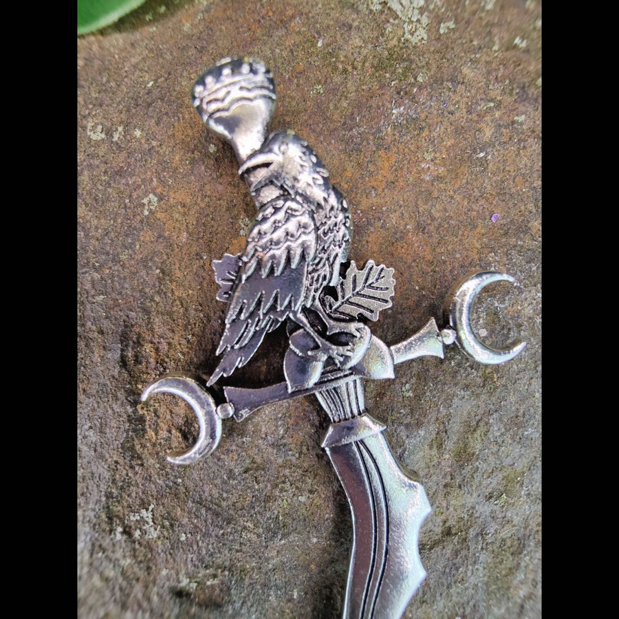 Hair Daggers and Hair Sticks – ImaginedByNell