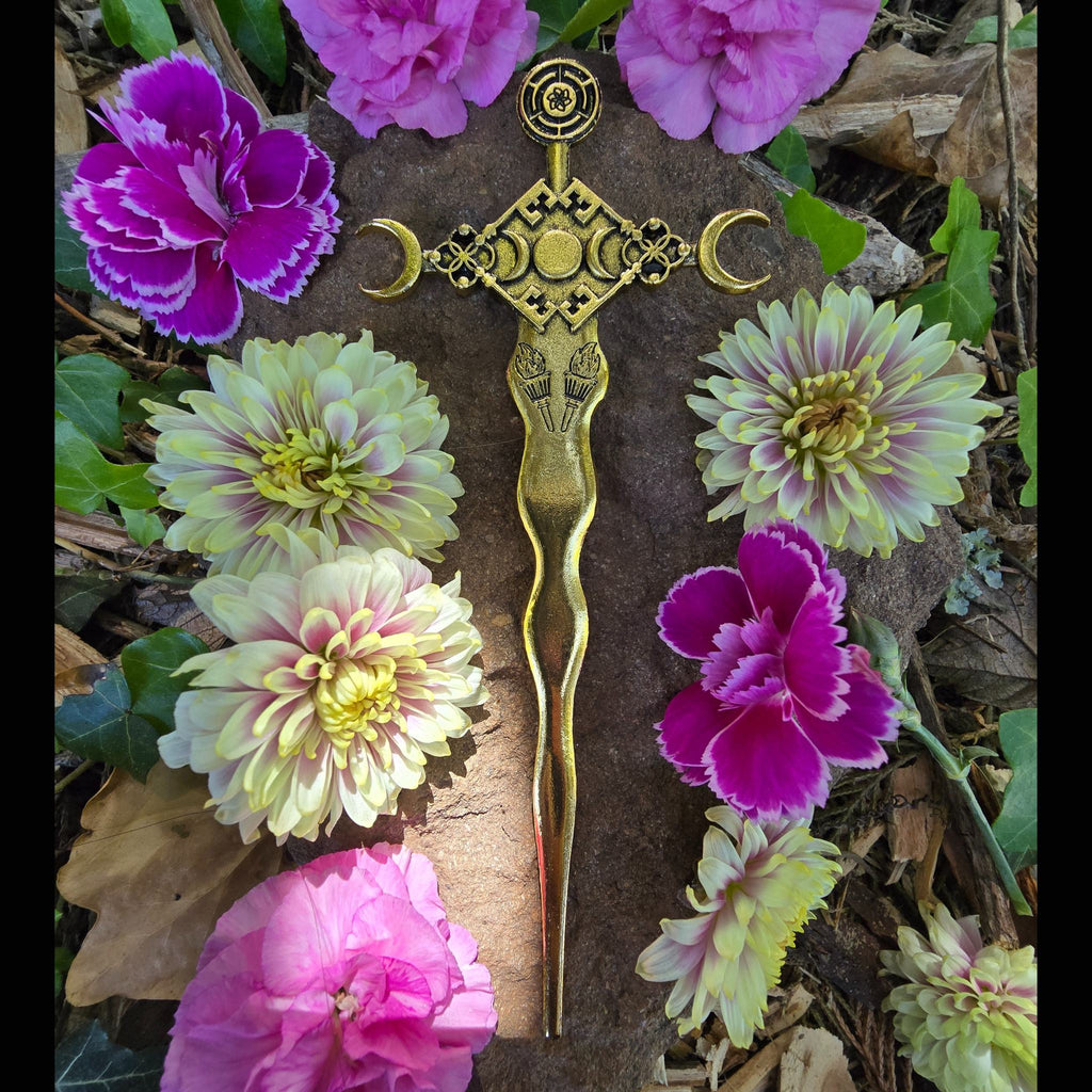 Hekate's Athame Hair Dagger, Gold – ImaginedByNell