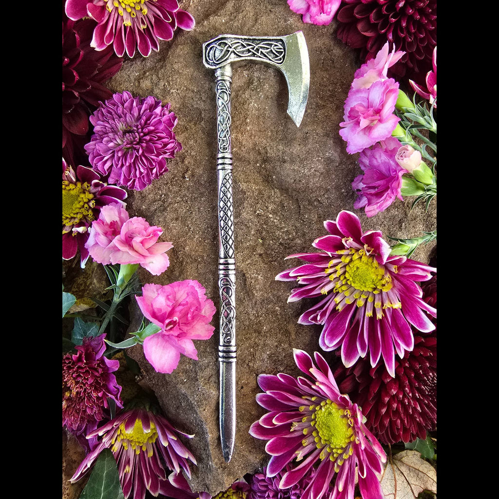 Viking Hatchet – ImaginedByNell